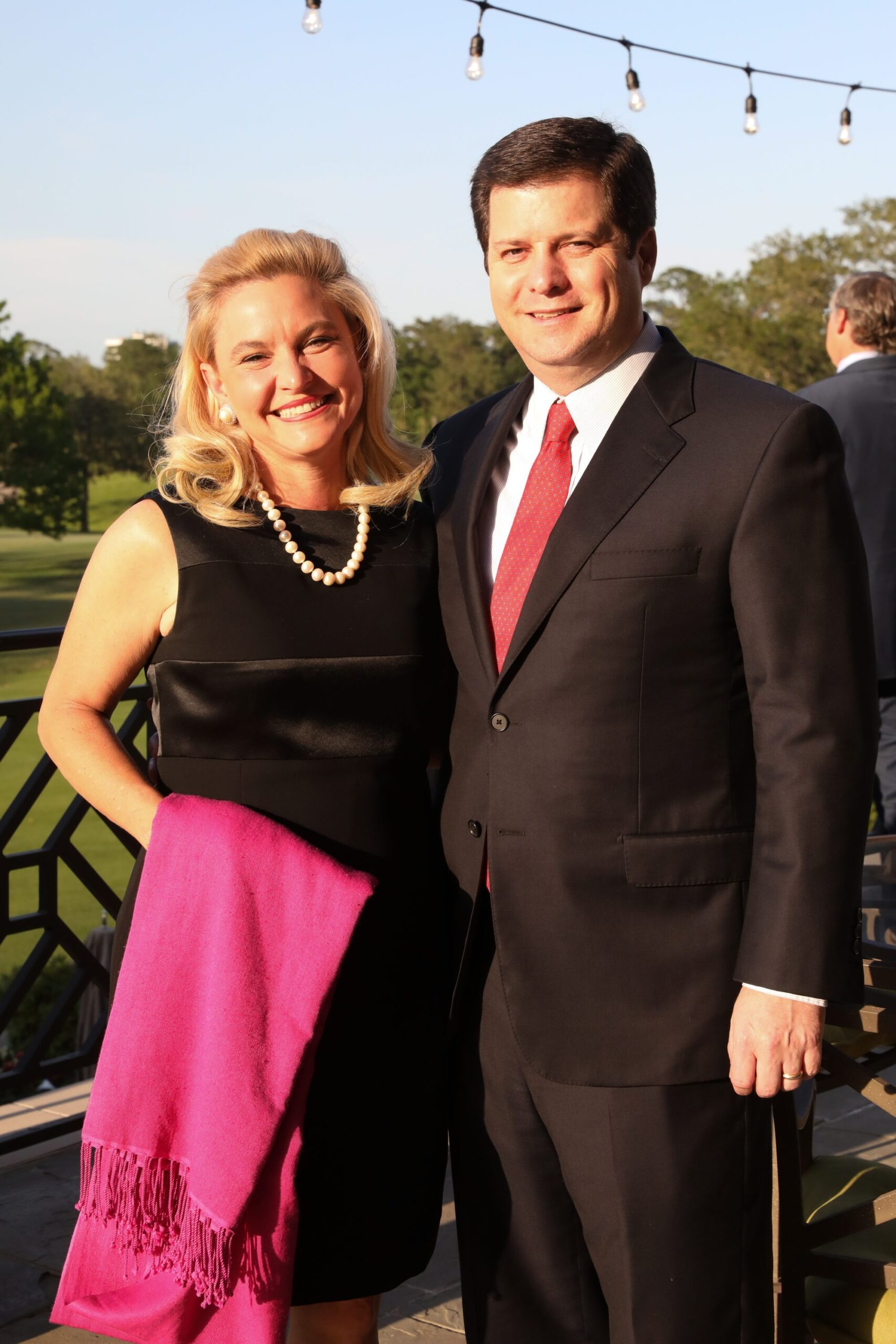 Netflix Star Makes a River Oaks Ballroom Roar: When Laughter is the ...