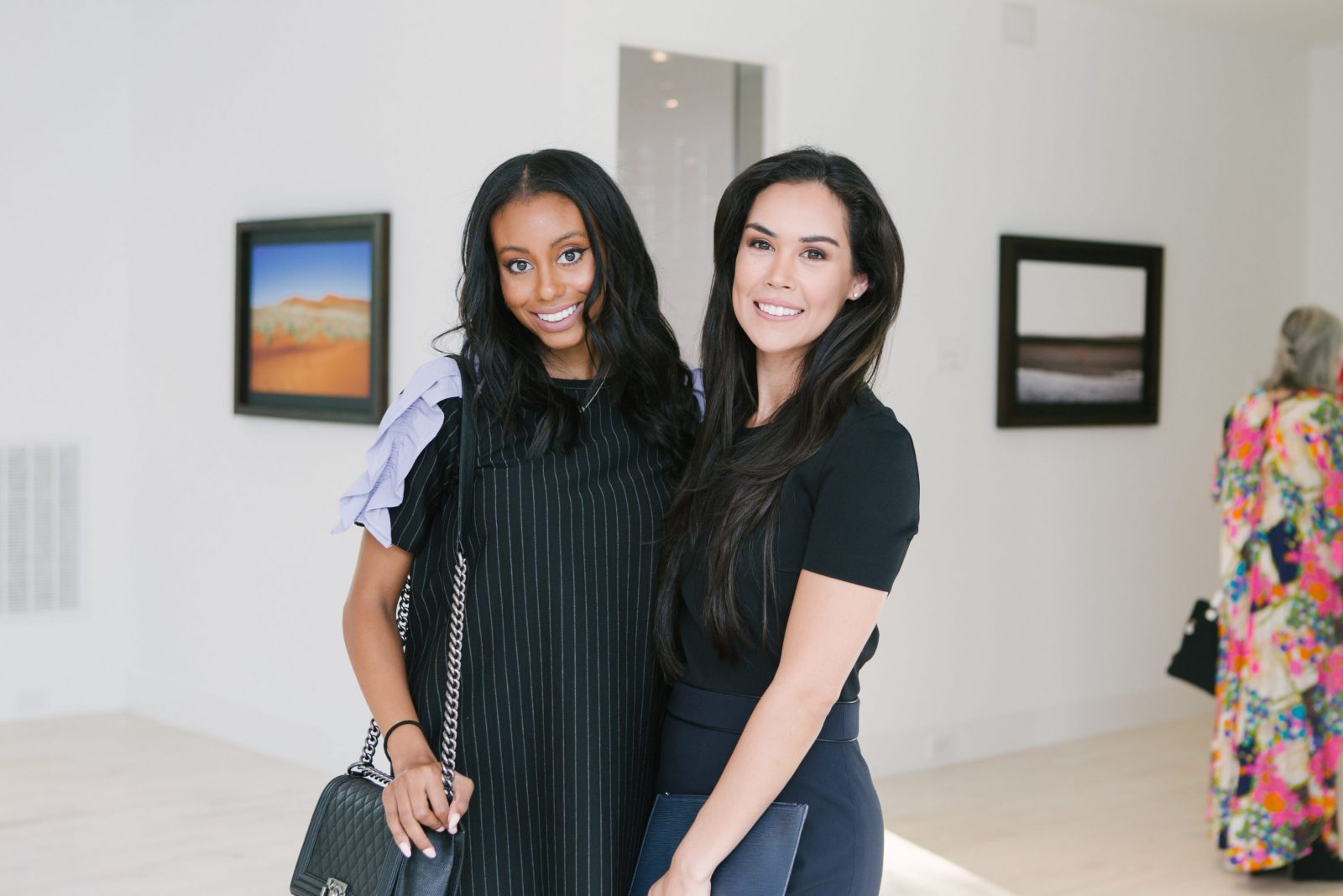 Sleek New River Oaks Home and a $285,000 Handbag Wow a Powerhouse Crowd ...