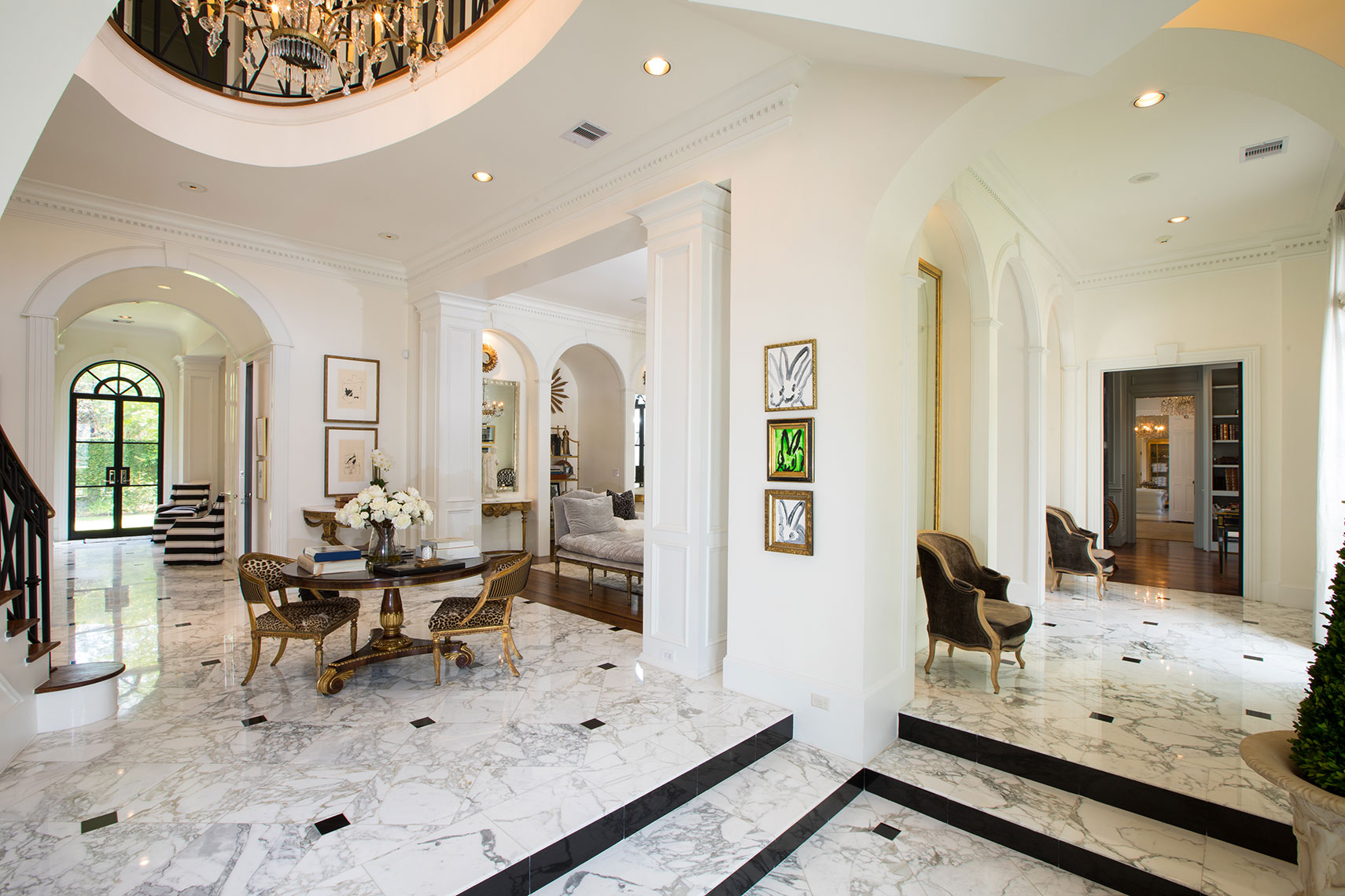 Secluded Houston Mansion is a True Party Palace: This Shower Room's ...