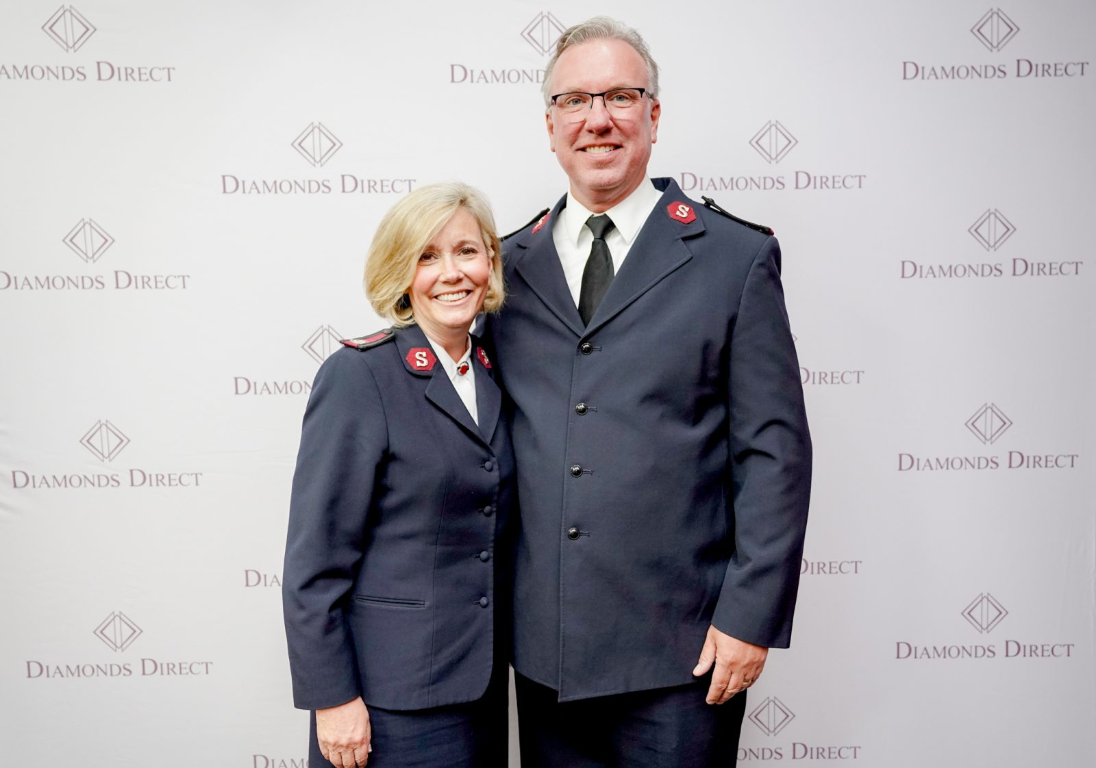 Dallas' Most Stylish Young Professionals Go Bling Crazy for a Cause: $1 ...