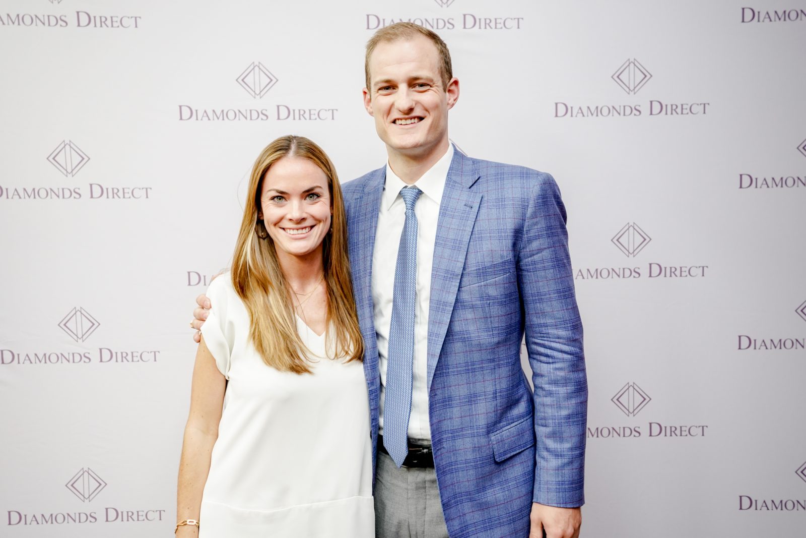 Dallas' Most Stylish Young Professionals Go Bling Crazy for a Cause: $1 ...