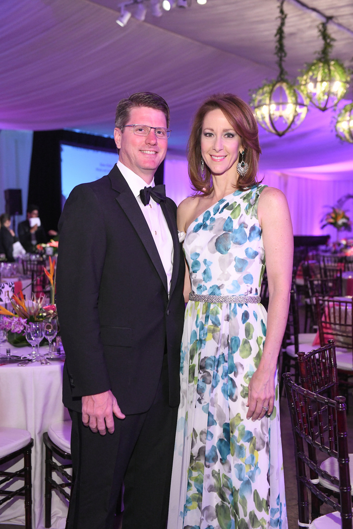 Oil Hits $70 a Barrel and the Houston Zoo Ball Gets Extra Wild: Record ...