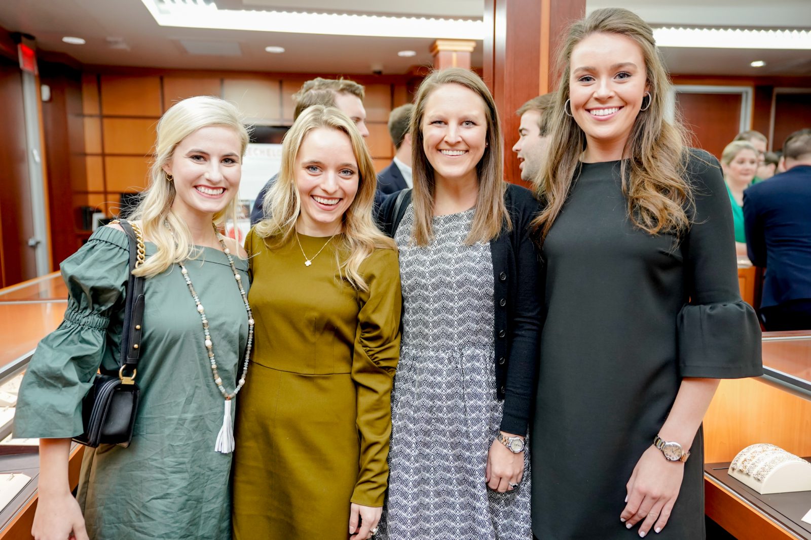Dallas' Most Stylish Young Professionals Go Bling Crazy for a Cause: $1 ...