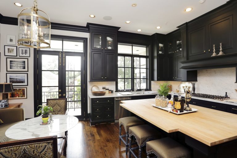 Famed Criminal Defense Attorney Puts His Beyond Chic Houston Townhouse ...