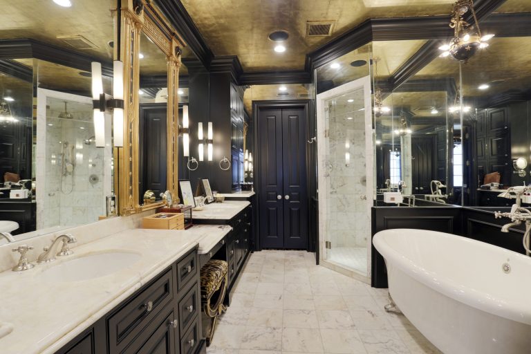 Famed Criminal Defense Attorney Puts His Beyond Chic Houston Townhouse ...