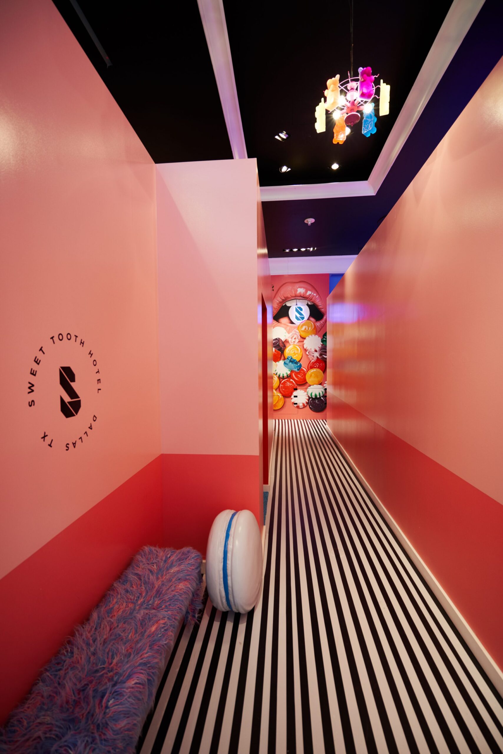 Sweet Tooth Hotel Opens in Dallas — and Getting Into This Candy ...