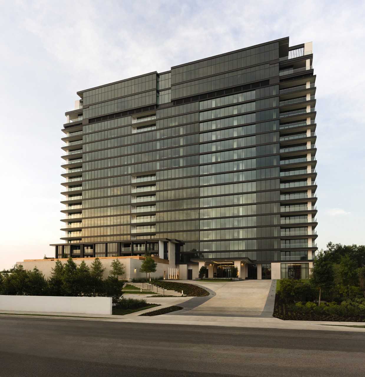 Houston's Most Anticipated New High-Rise Transforms an Iconic Building ...