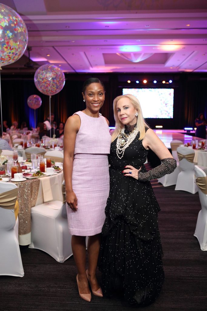 A Golden Moment For Generous Houston Families: High-Style Luncheon ...