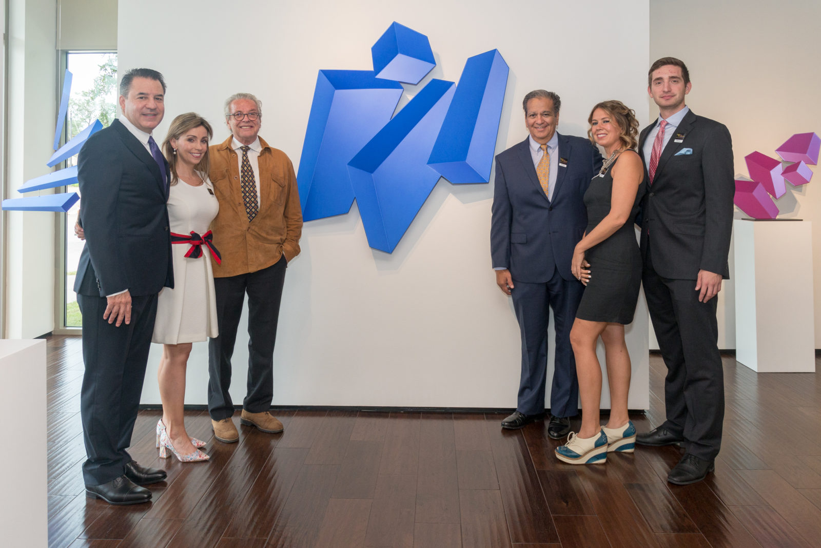 Park Avenue Art Star Brings His Larger-Than-Life Stunners to Houston: A ...