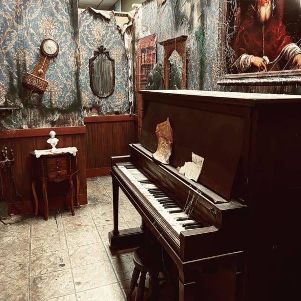 A Guide to the Best Haunted Houses in Dallas and North Texas
