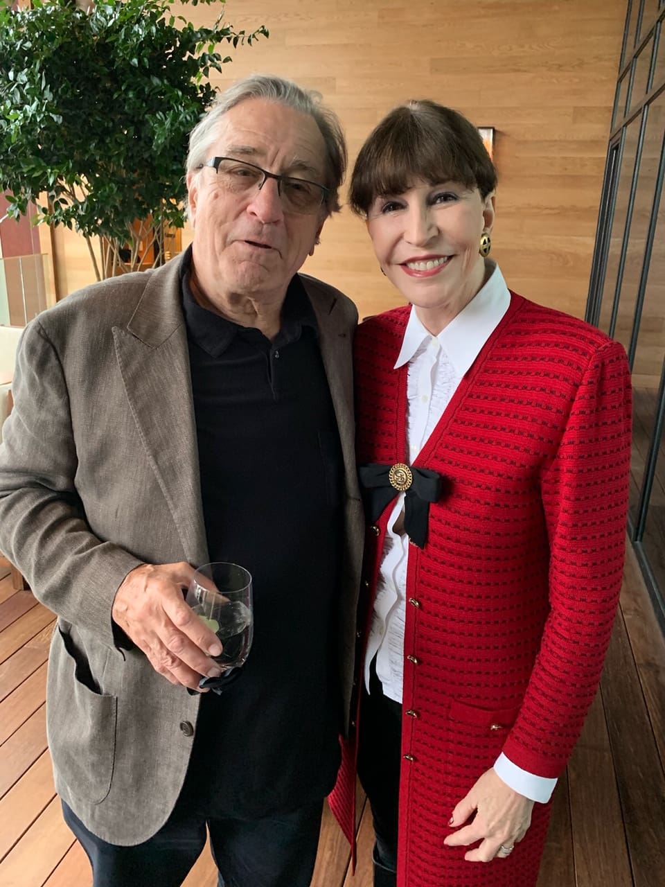 Robert De Niro Jets Into Houston For Restaurant Party, Mingles With ...