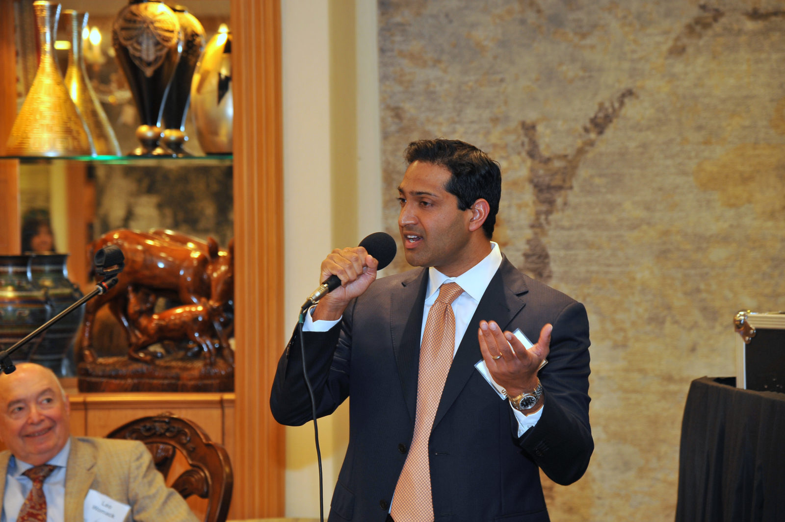 This Den of Amazing Rugs Turns Into a Grand Symphony Stage: A Bollywood ...