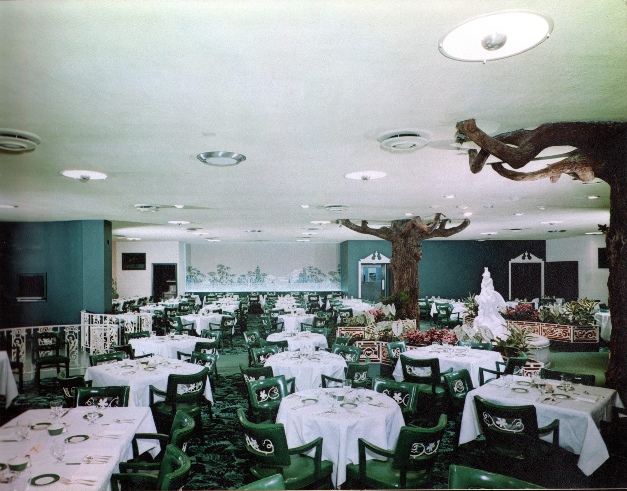 The Real Story of the Sakowitz Department Store Empire: A Look Back at ...