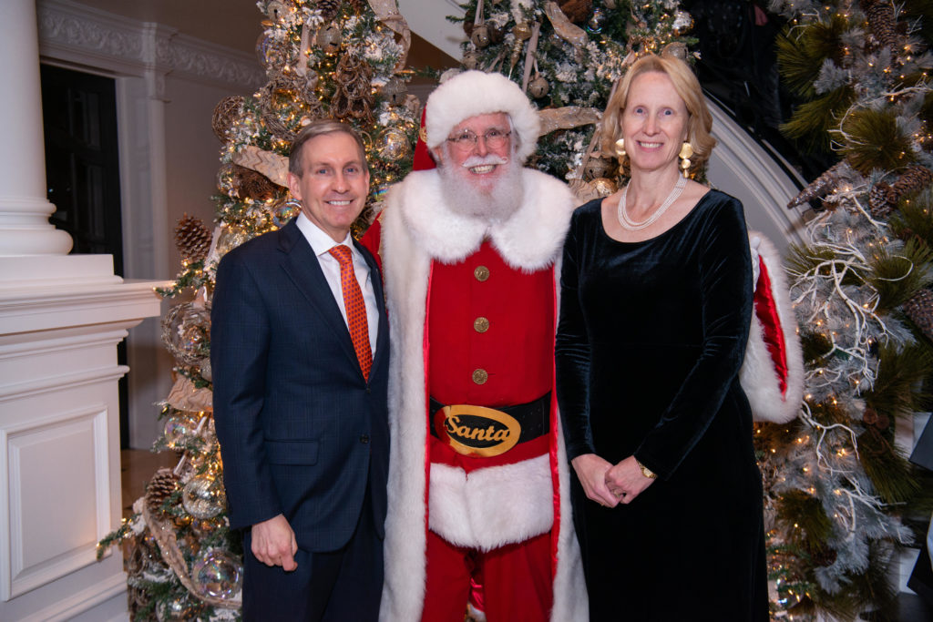 Tilman Fertitta's River Oaks Home Turns Into a Christmas Wonderland ...
