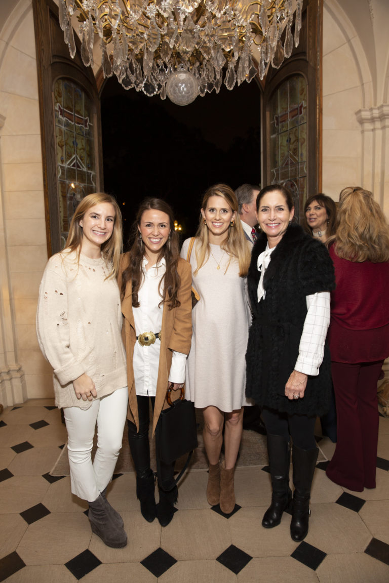 A Gathering of Blue Bloods, A-Listers and Fresh Movers & Shakers: This ...