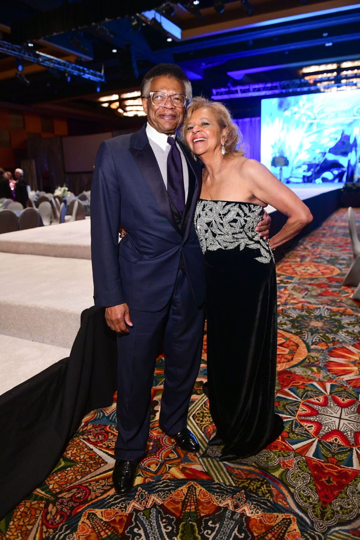 Houston's Posh Winter Ball Turns Into a $760,000 Night Thanks to Women ...