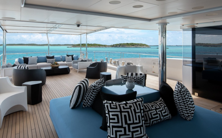 Inside the World of Mega Yachts — How the Super Rich Find Their Dream ...