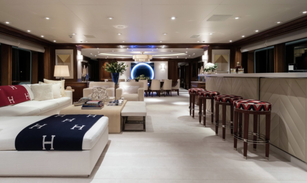 Inside the World of Mega Yachts — How the Super Rich Find Their Dream ...