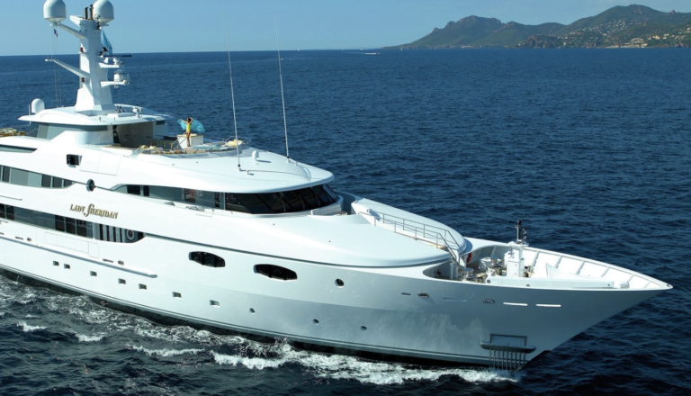 Inside the World of Mega Yachts — How the Super Rich Find Their Dream ...