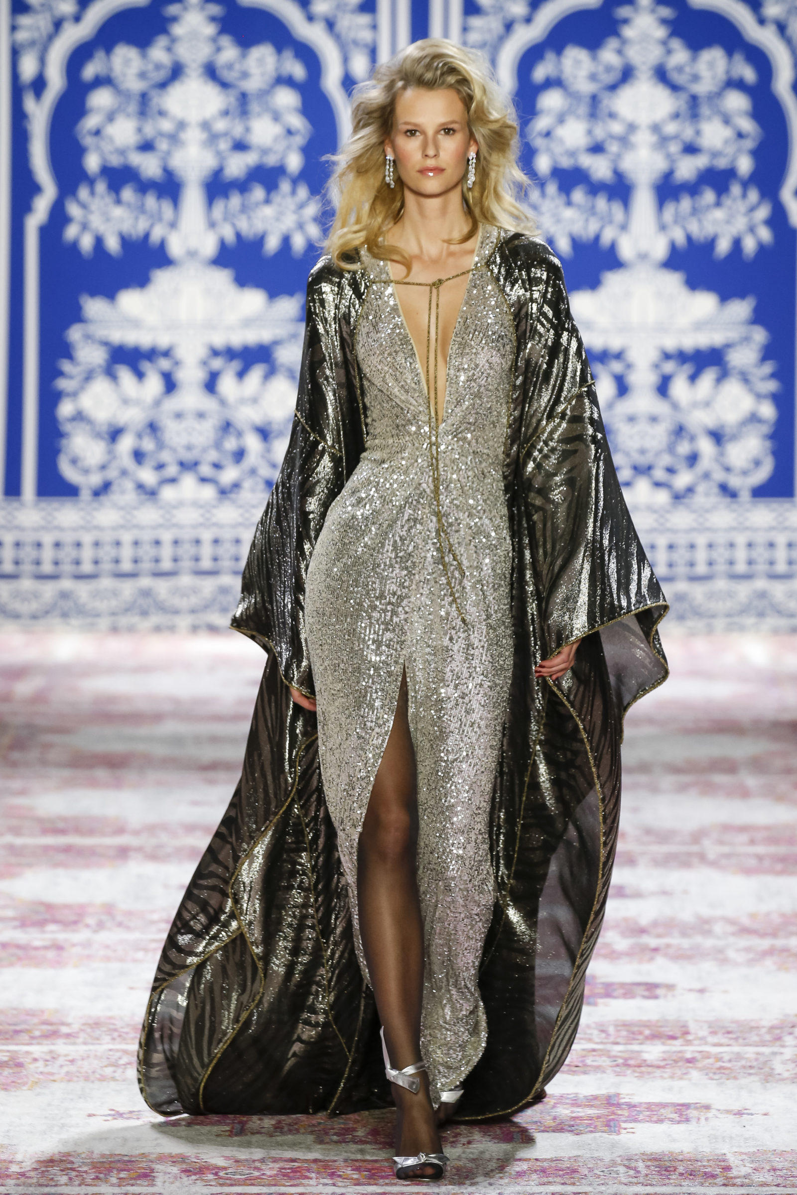 Top Fashion Designers Bring Back the Debauchery of Studio 54 ...