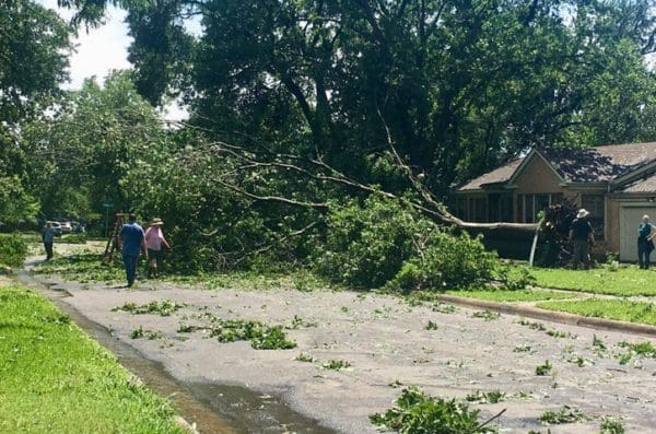 Heart-Wrenching Scenes From the Dallas Storms — a Look at the ...