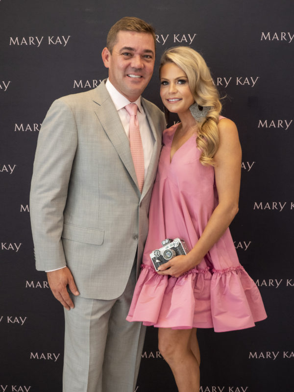 Mary Kay Takes Over Tootsies With a Kiss Reader, an Army of Pink ...