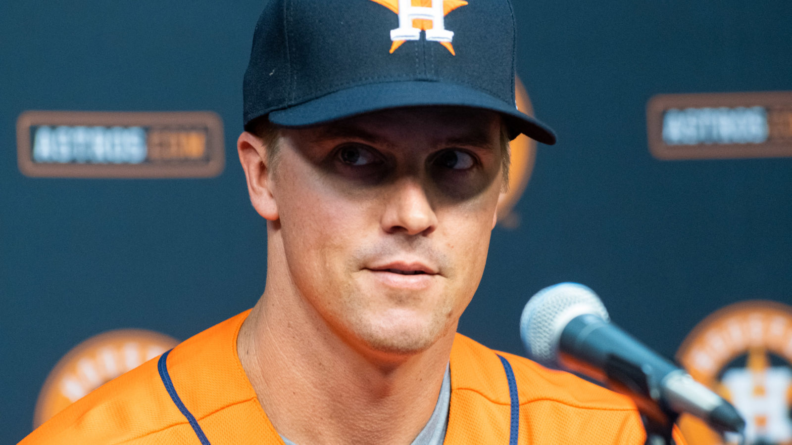 Zack Greinke Mania Brings $300 Tickets — and a New Level of Astros ...