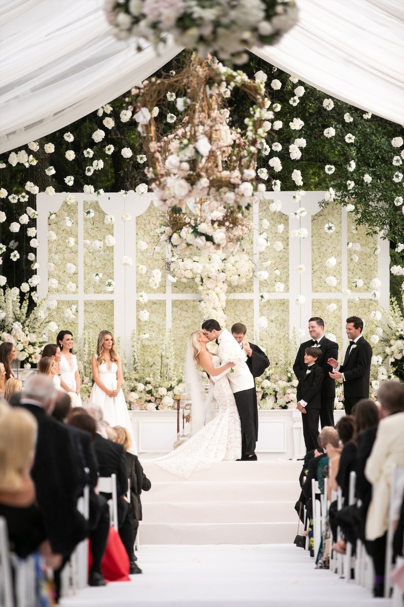 Relive Luke Davis and Digital Influencer Krystal Schlegel's Glamorous ...