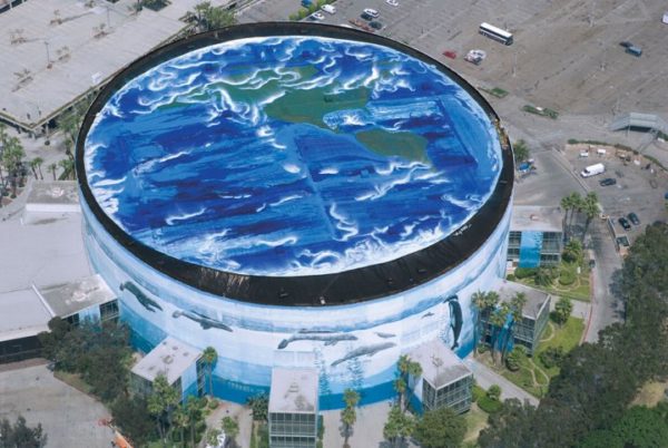 An Iconic Dallas Mural Makes an Appearance for the First Time in 15 ...