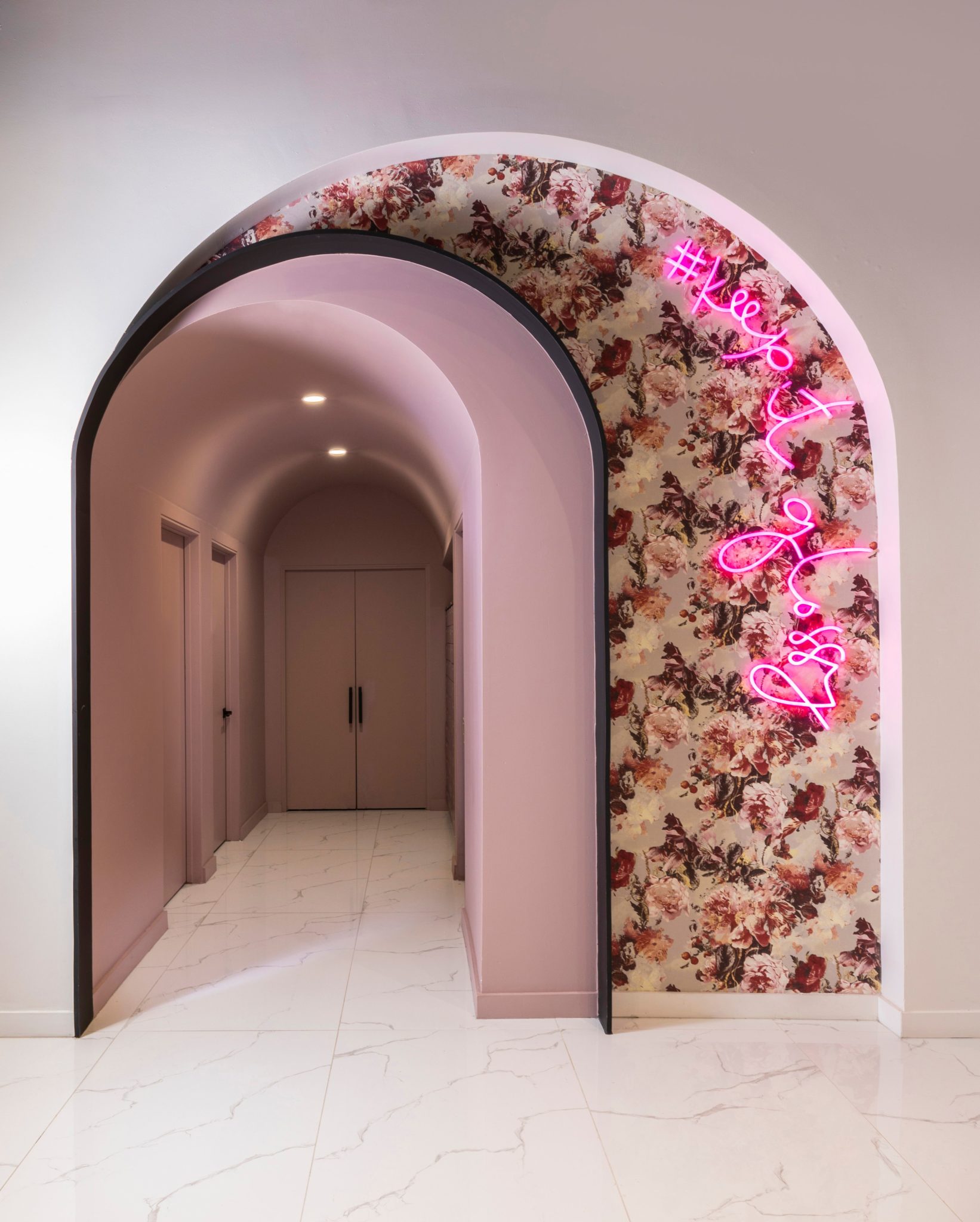 New Chic Montrose Nail Salons Owners Tap An International Design Star