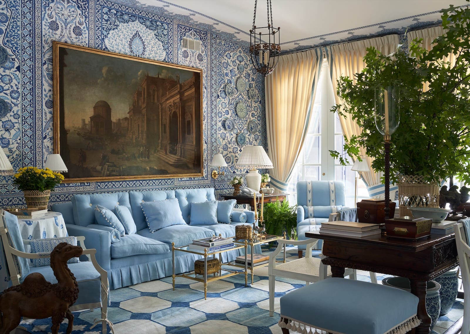 Mark D. Sikes' Magnificent Living Room for Kips Bay Decorator Show ...