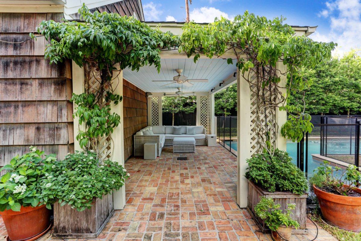 Historic Houston Mansion Hits the Market, Bringing Landmark Status, a ...
