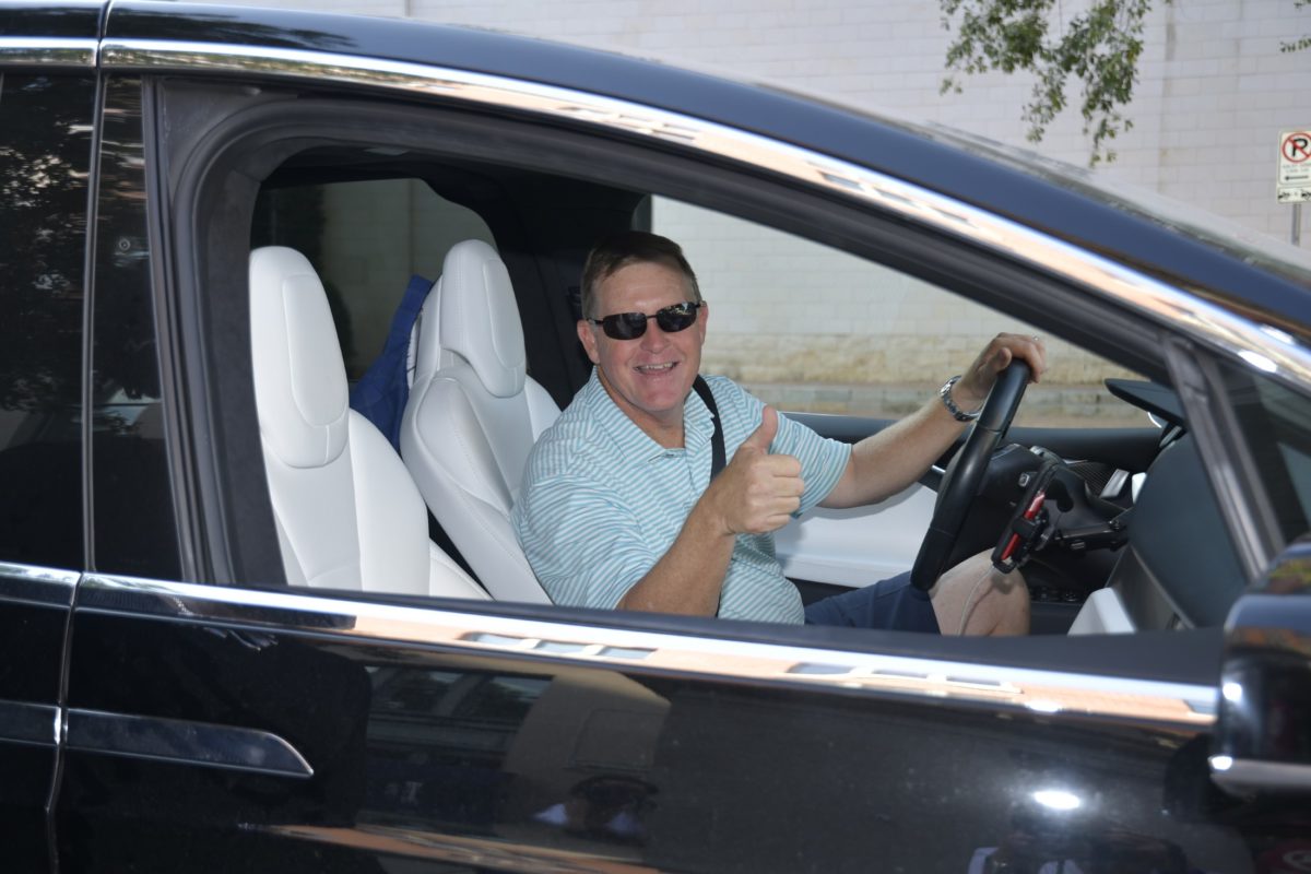 Potente Chef and His Team Cook Up 400 Meals in a $429,500 Night to ...