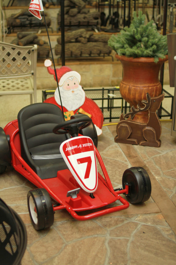 Iconic Houston Store That Opened in 1940 Toasts 80 Years in Style ...