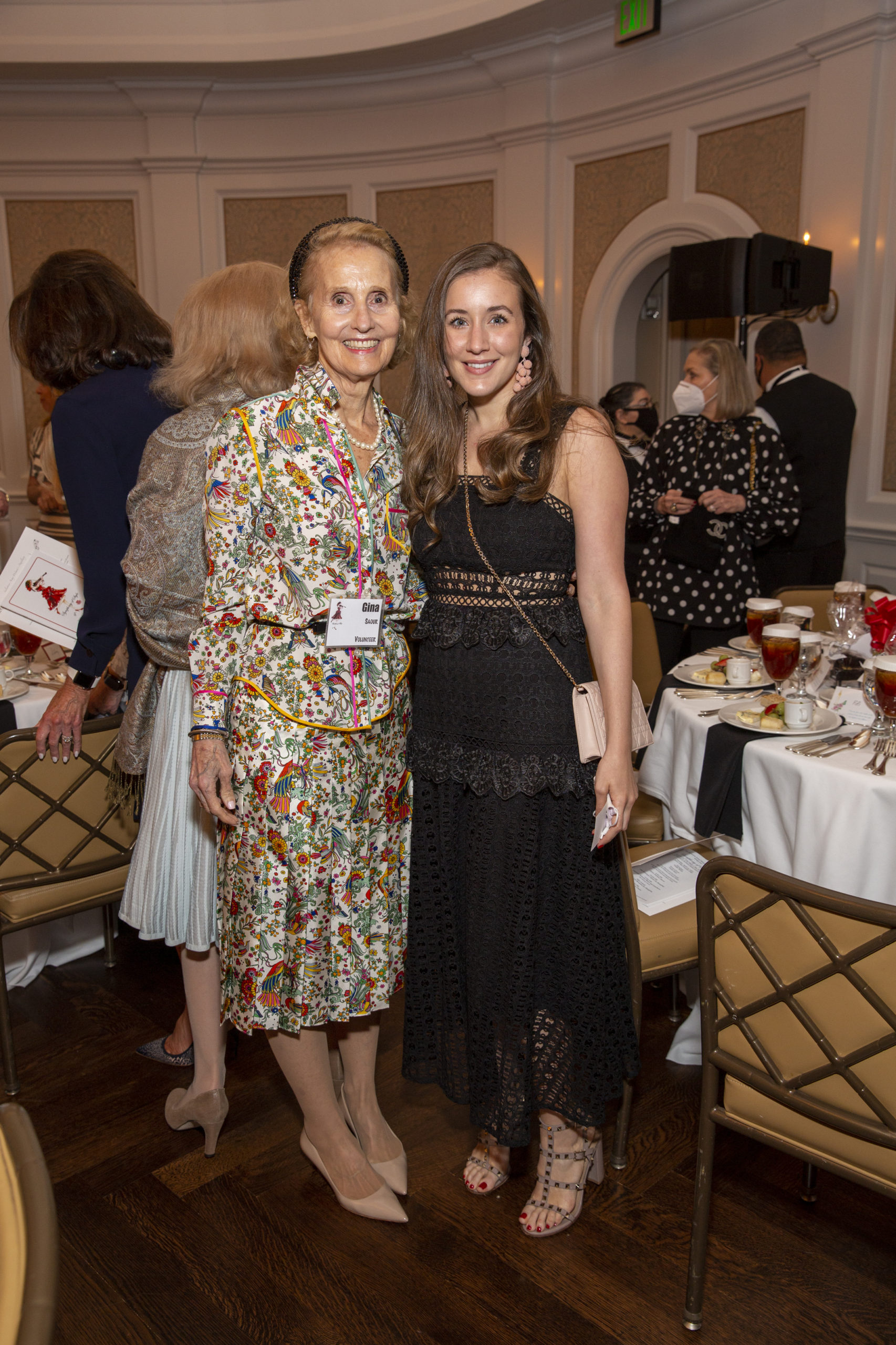 Violin Star Thrills a Packed River Oaks Ballroom in a Chic $769,000 ...