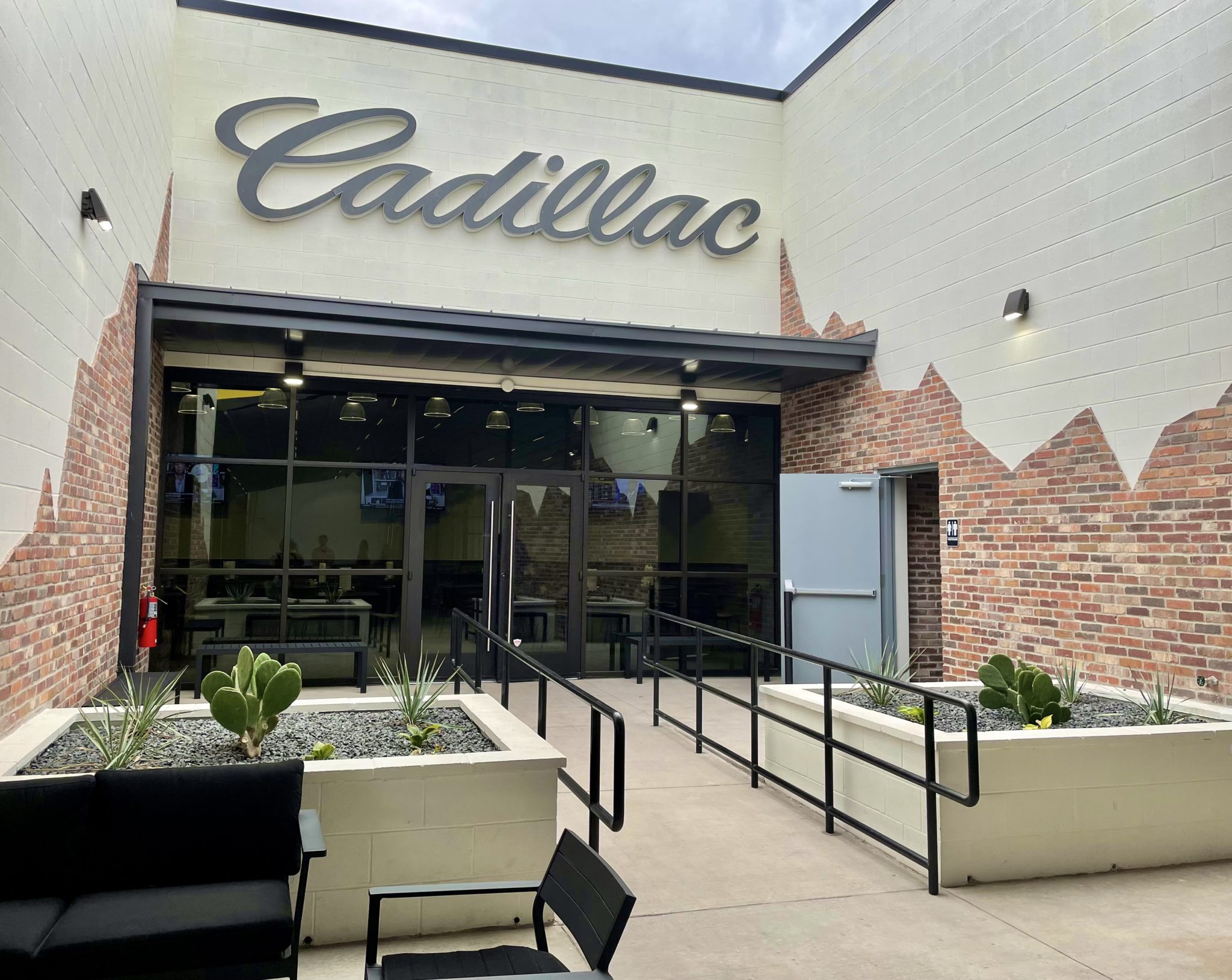 Fort Brewery Opens Up a New Drinks Wonderland in Fort Worth — Expect ...