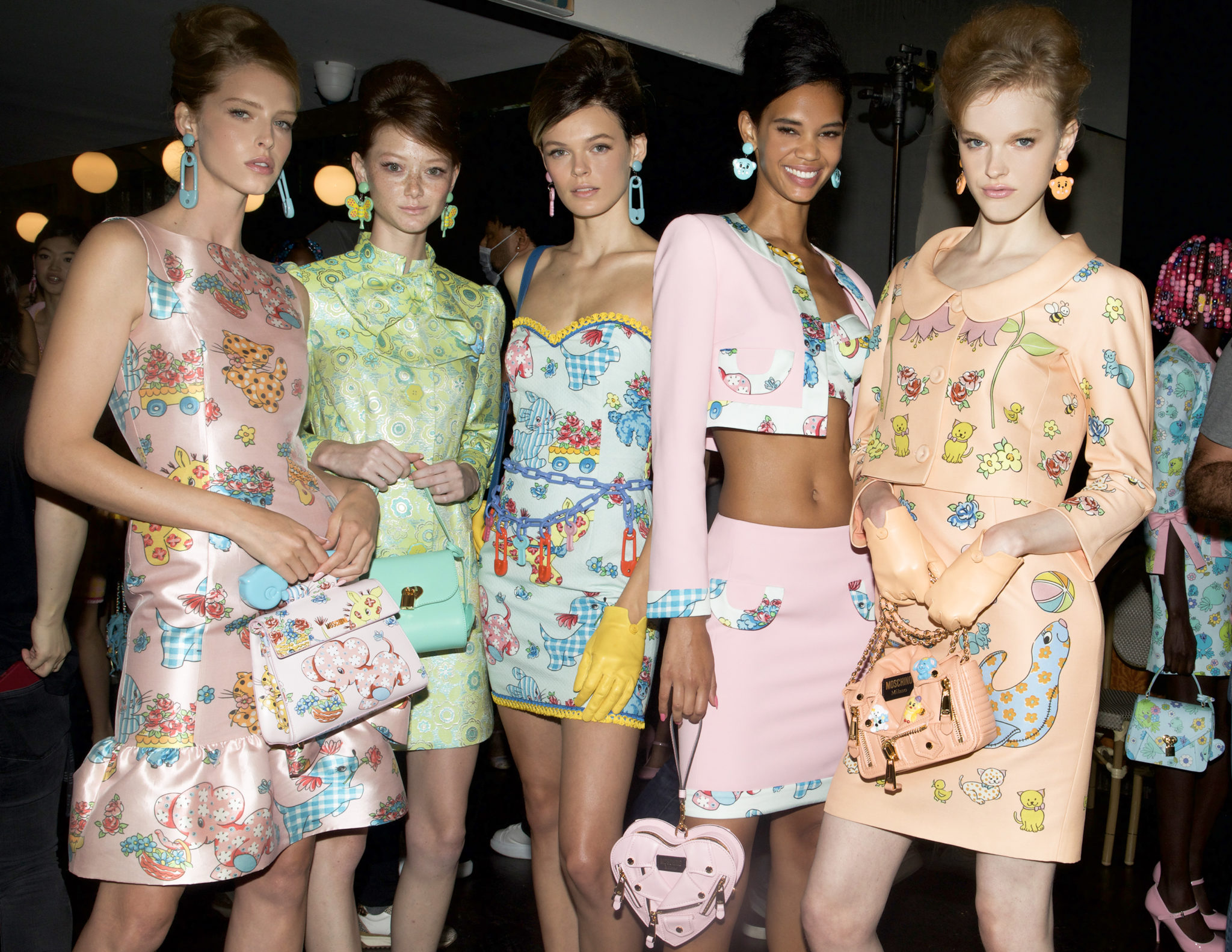 Rainy Runway, Bright Clothes and A-List Celebs — Moschino's Risky ...