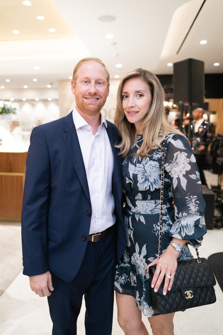 Grand New Houston Storefront Hosts a Jewelry Giant's Sparkly 46th ...