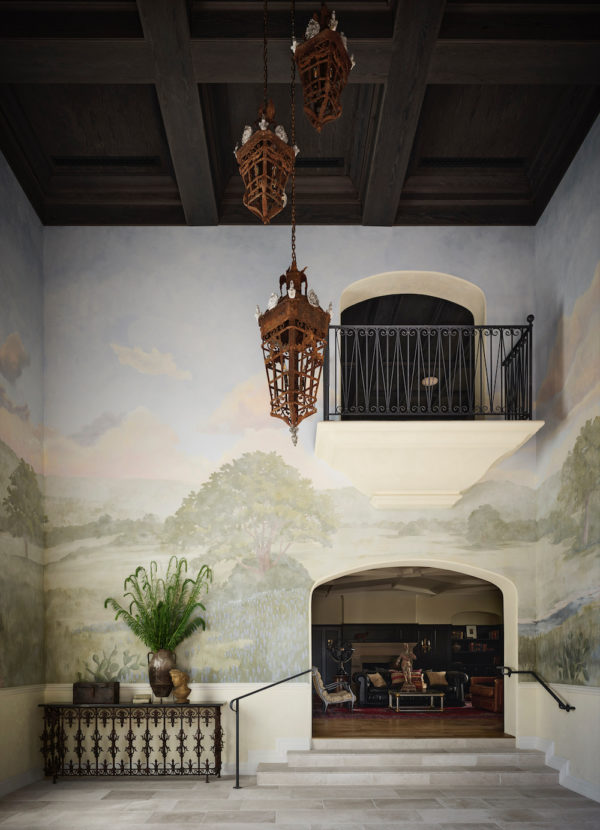 How to Celebrate the Holidays at Austin’s Commodore Perry Estate