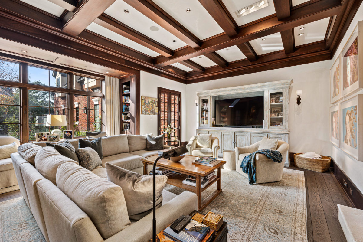 Super Lawyer Tony Buzbee's River Oaks Mansion Hits the Market With a ...