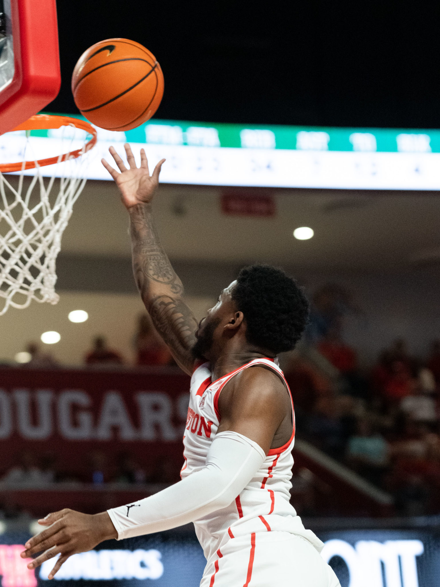 Houston's Point Guard Savant — Jamal Shead Proves to be a Quick Study ...