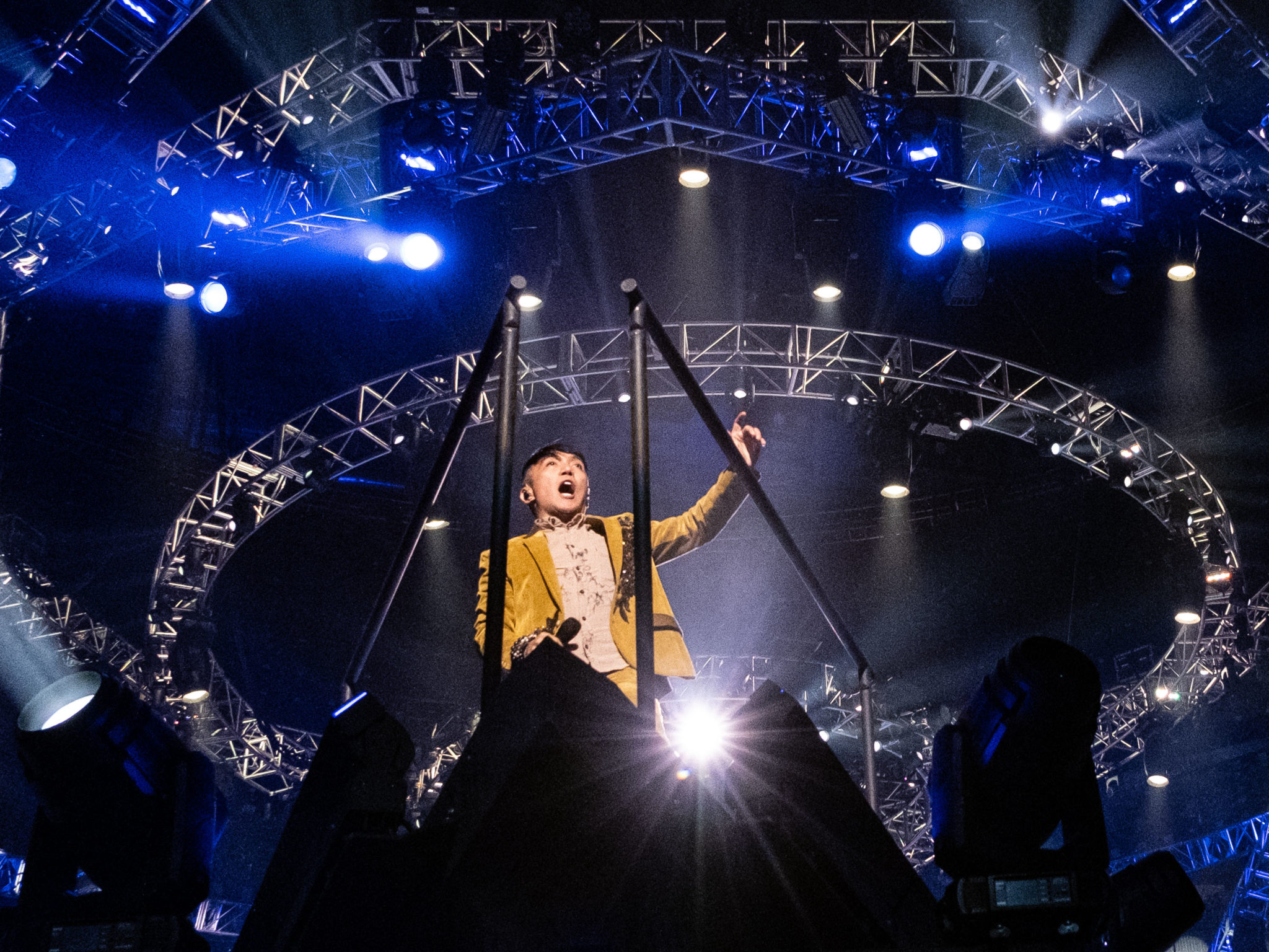 Journey and "New" Lead Singer Arnel Pineda Prove They're as Good as ...