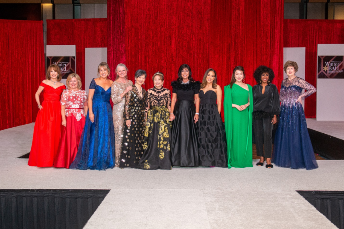 Houston's Women of Distinction Celebrated With a Hint of Old Hollywood ...