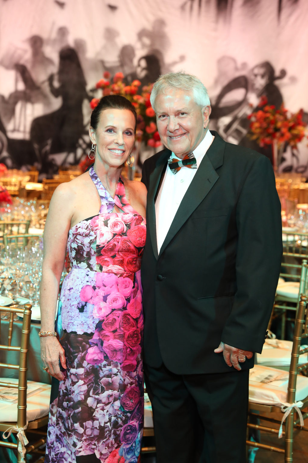 Houston's Black-Tie Swan Song Brings a Surprise Celebrity Guest, Wine ...