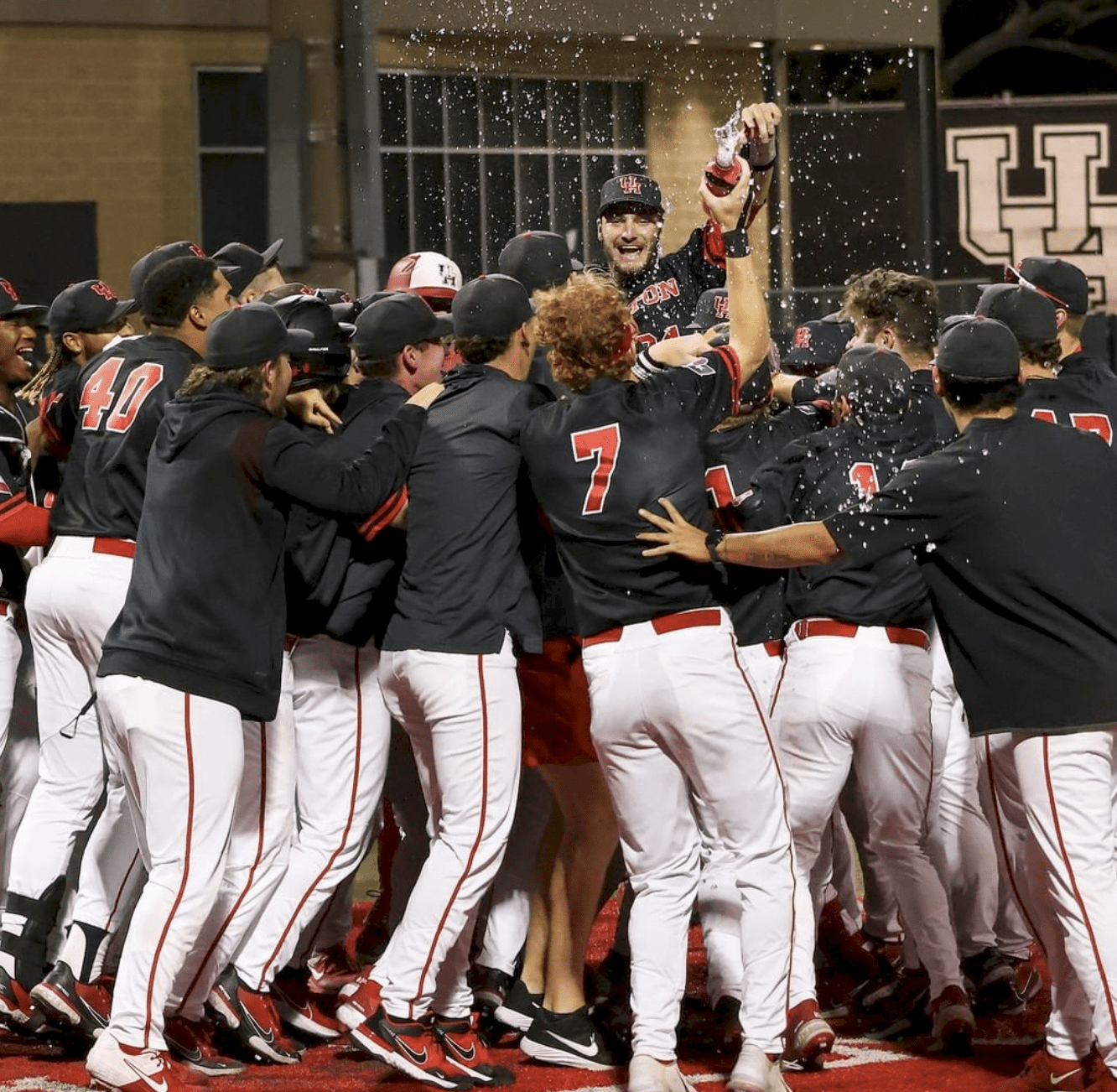 Todd Whitting's Battlers Fight to Get UH Baseball Back to Where It ...