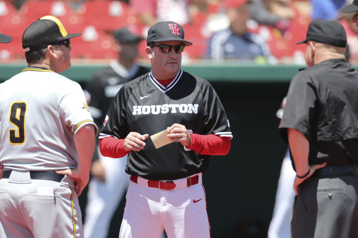 Todd Whitting's Battlers Fight to Get UH Baseball Back to Where It ...