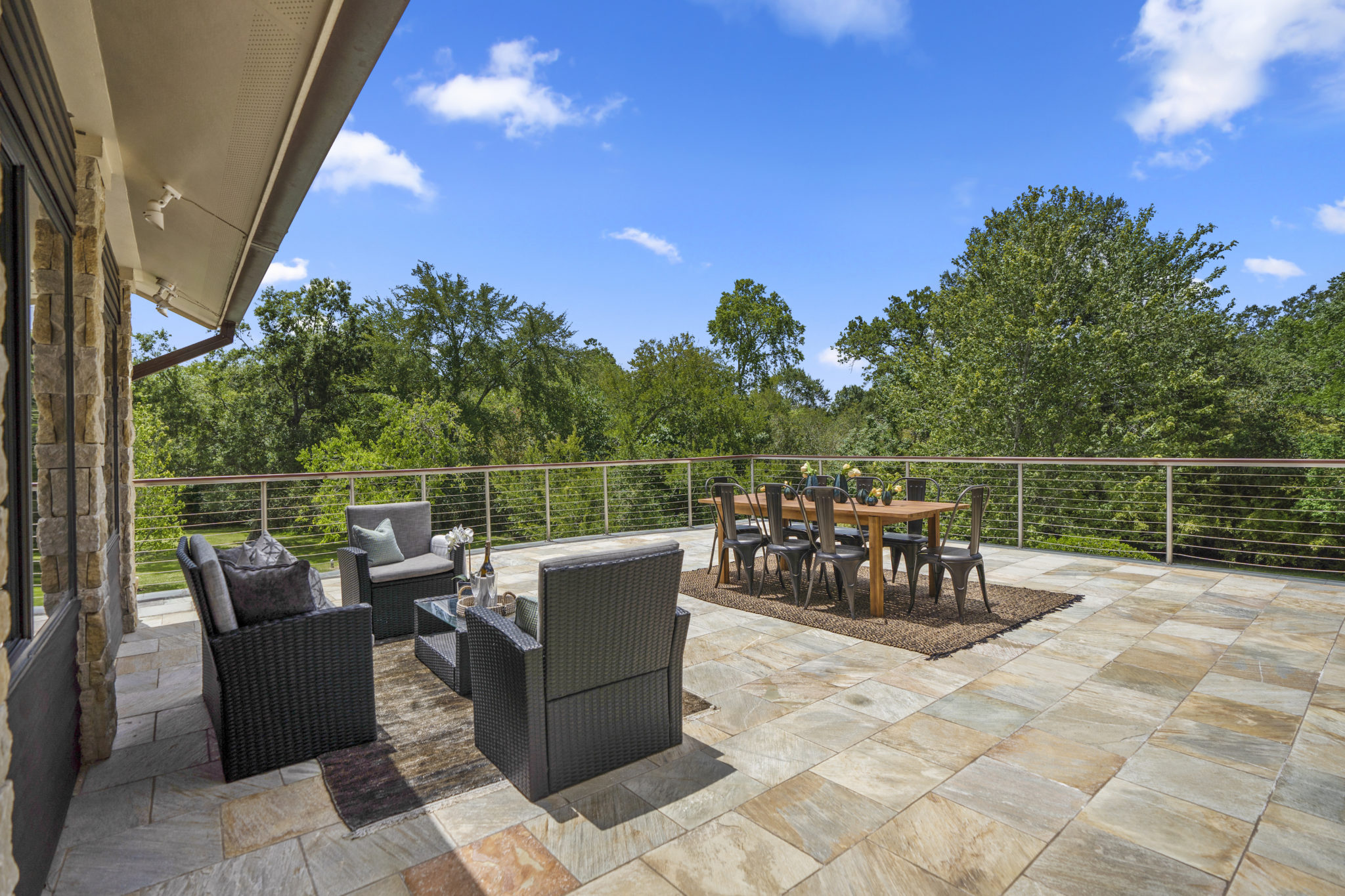 Celebrity Friendly Friendswood Mansion That Super Lawyer Tony Buzbee ...