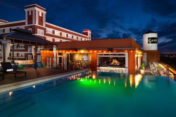 Where to Find a Rooftop Bar in Dallas for an Elevated Cocktail