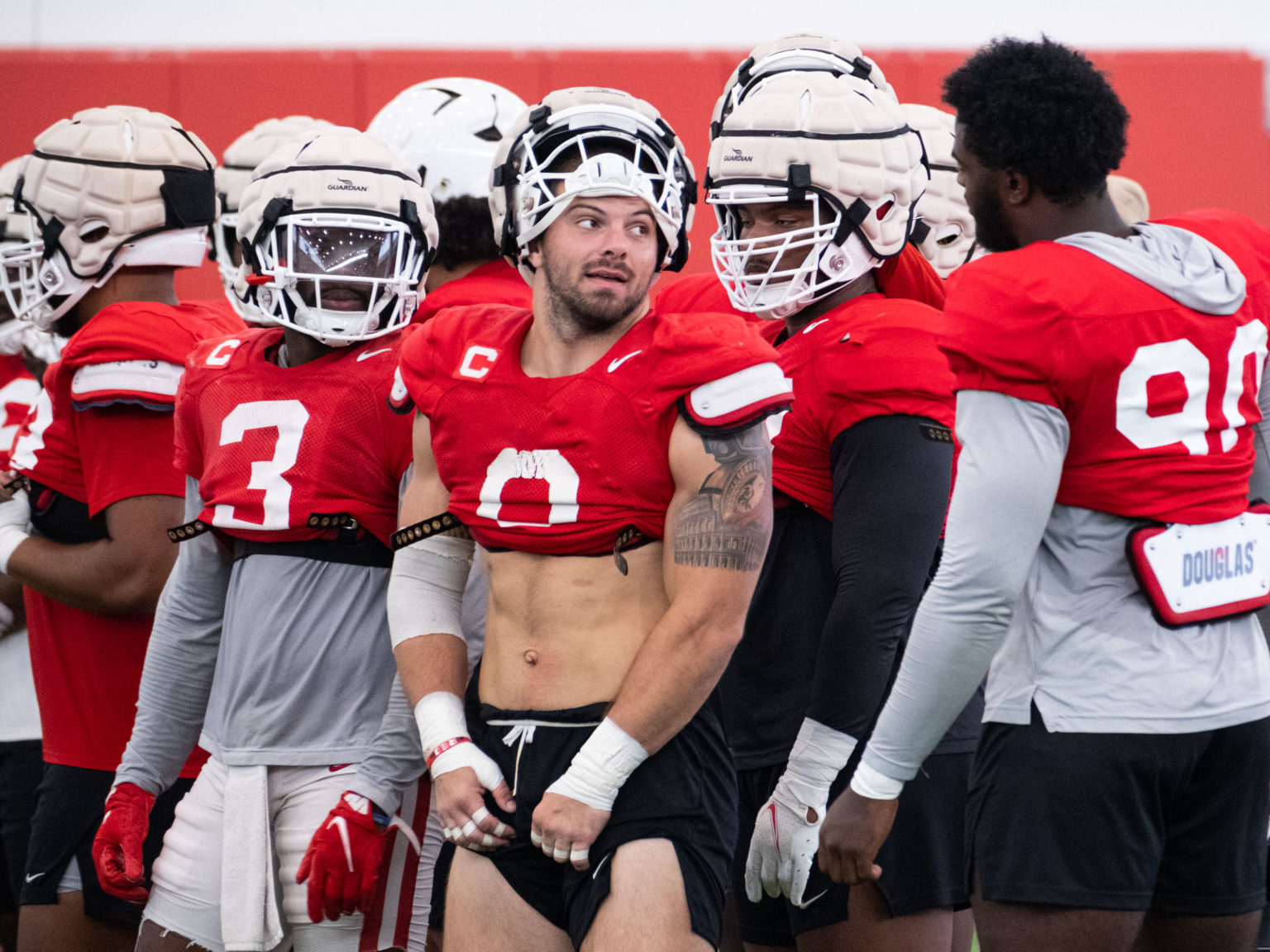 Derek Parish's Crazy Surgery Comeback Inspires His UH Teammates — Two ...