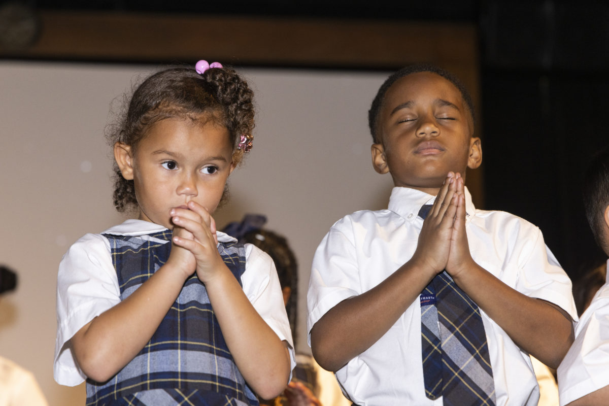 Fort Worth School Makes Students the Stars In a Memorable Outdoor ...